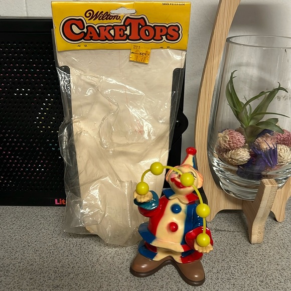 Wilton | Dining | 977 Wilton Figurine Cake Topper Juggler Clown | Poshmark
